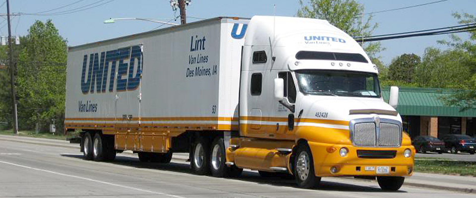 Shipping Containers - Lint United Van Lines - Iowa City